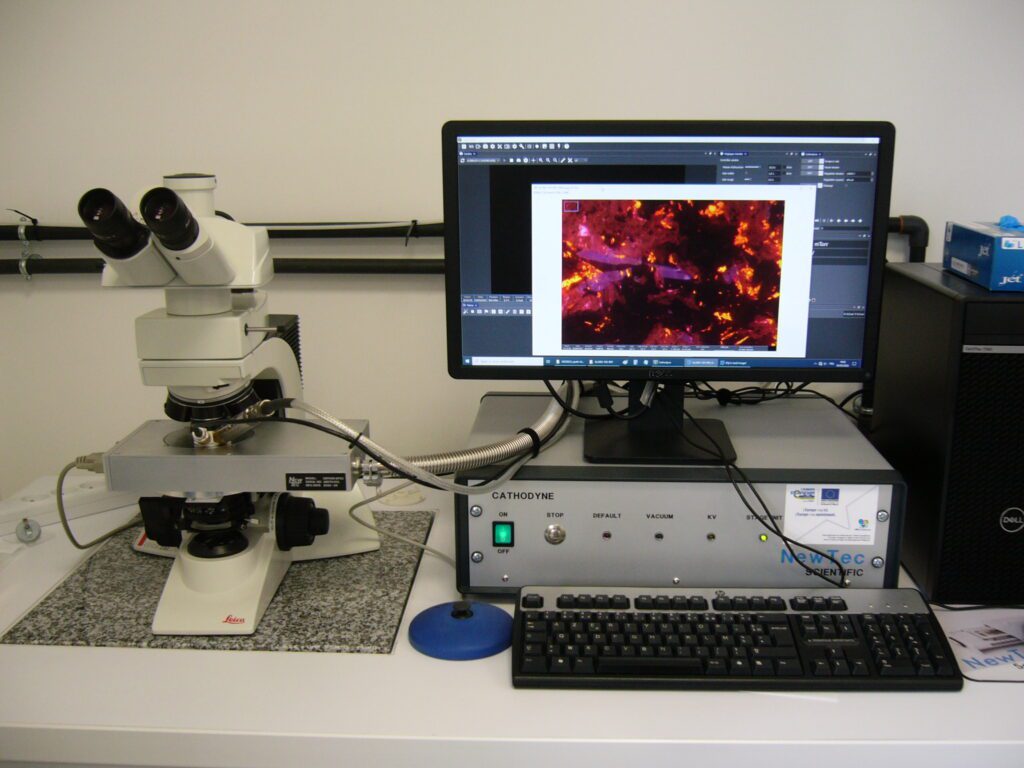 Cathodyne Newtec Scientific - ISTO Institut des Sciences de la Terre d ...