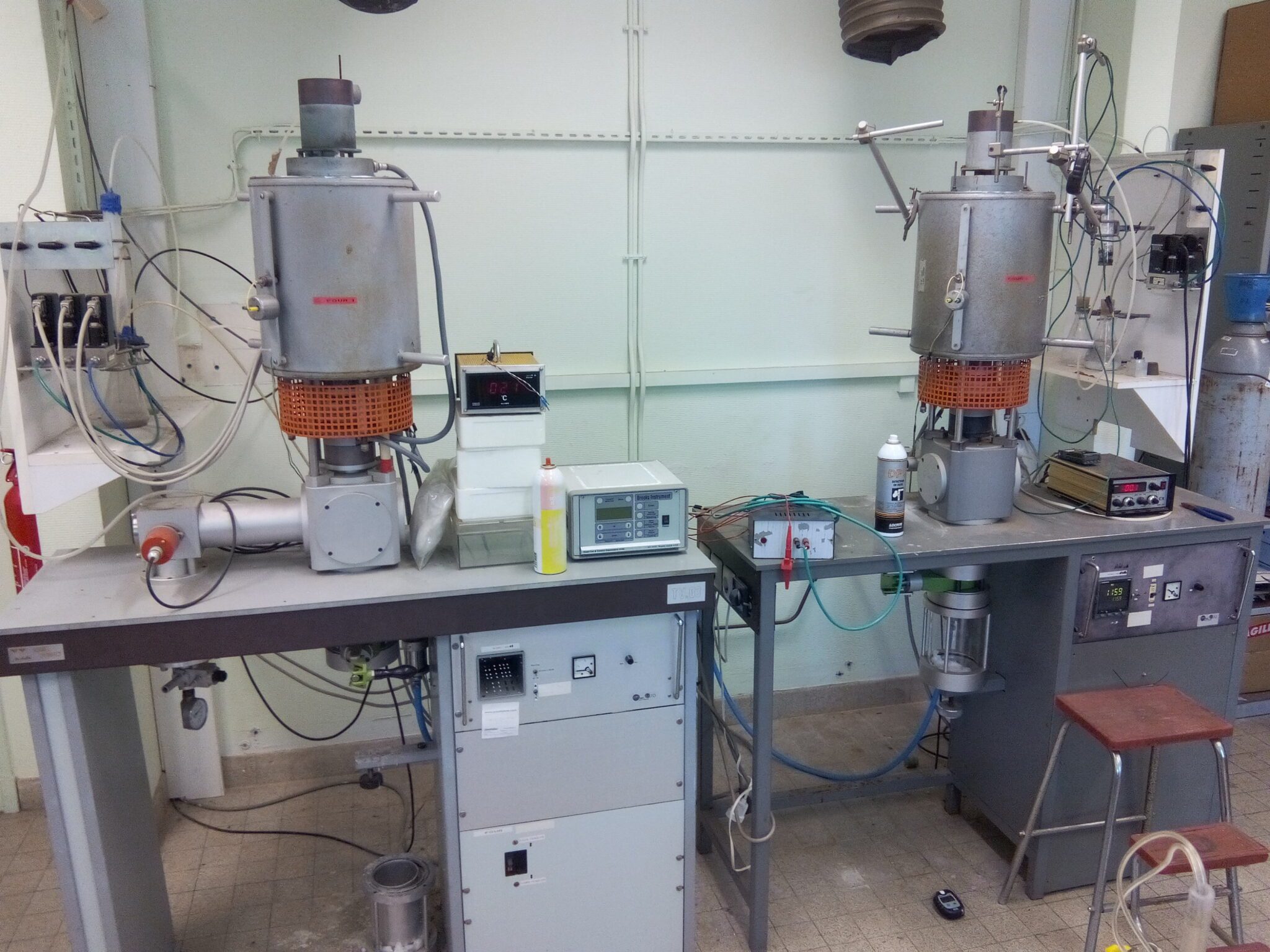 Fours à atmosphère contrôlée - ISTO Institut des Sciences de la Terre d ...